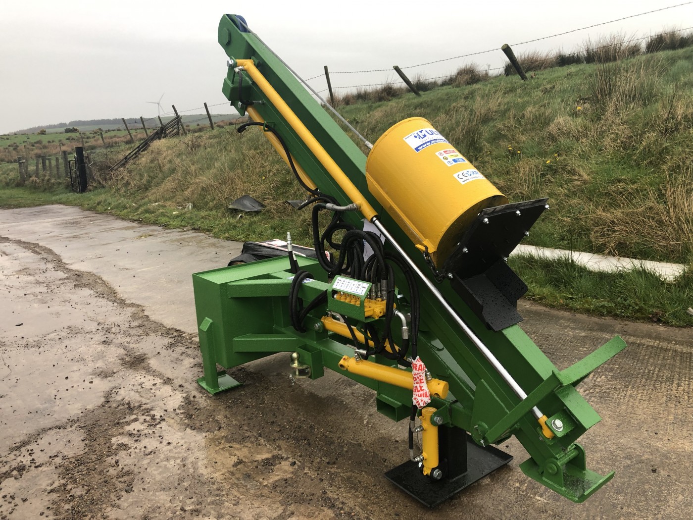 Tractor Post Driver - Telescopic Side Mast & Rock Spike (PD4-6 ...