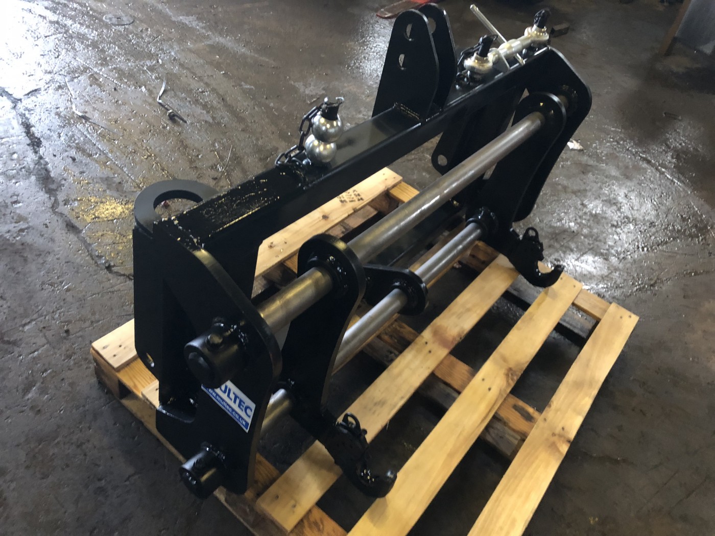 Loader / Tele-handler to Tractor 3PL Adapter - Multec Ltd