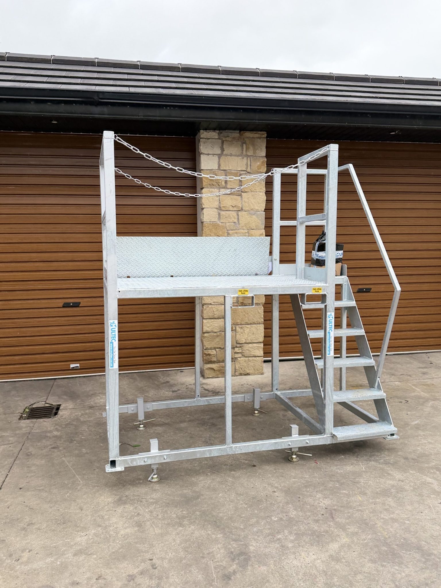 GALVANISED Mobile Access Platforms (Complete with Steps) - Multec Ltd